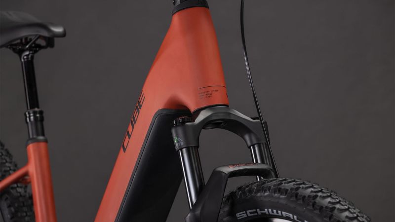 Cube Reaction Hybrid Race 800 amber´n´black 2026 – Easy Entry