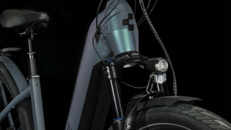 Cube Kathmandu Hybrid ABS 750 smaragdgrey n blue 2023 - E-Bike Trekkingrad Tiefeinsteiger | 46 ...